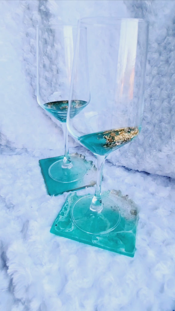 Glam Wine Glass-Teal – Debbie's Artistry
